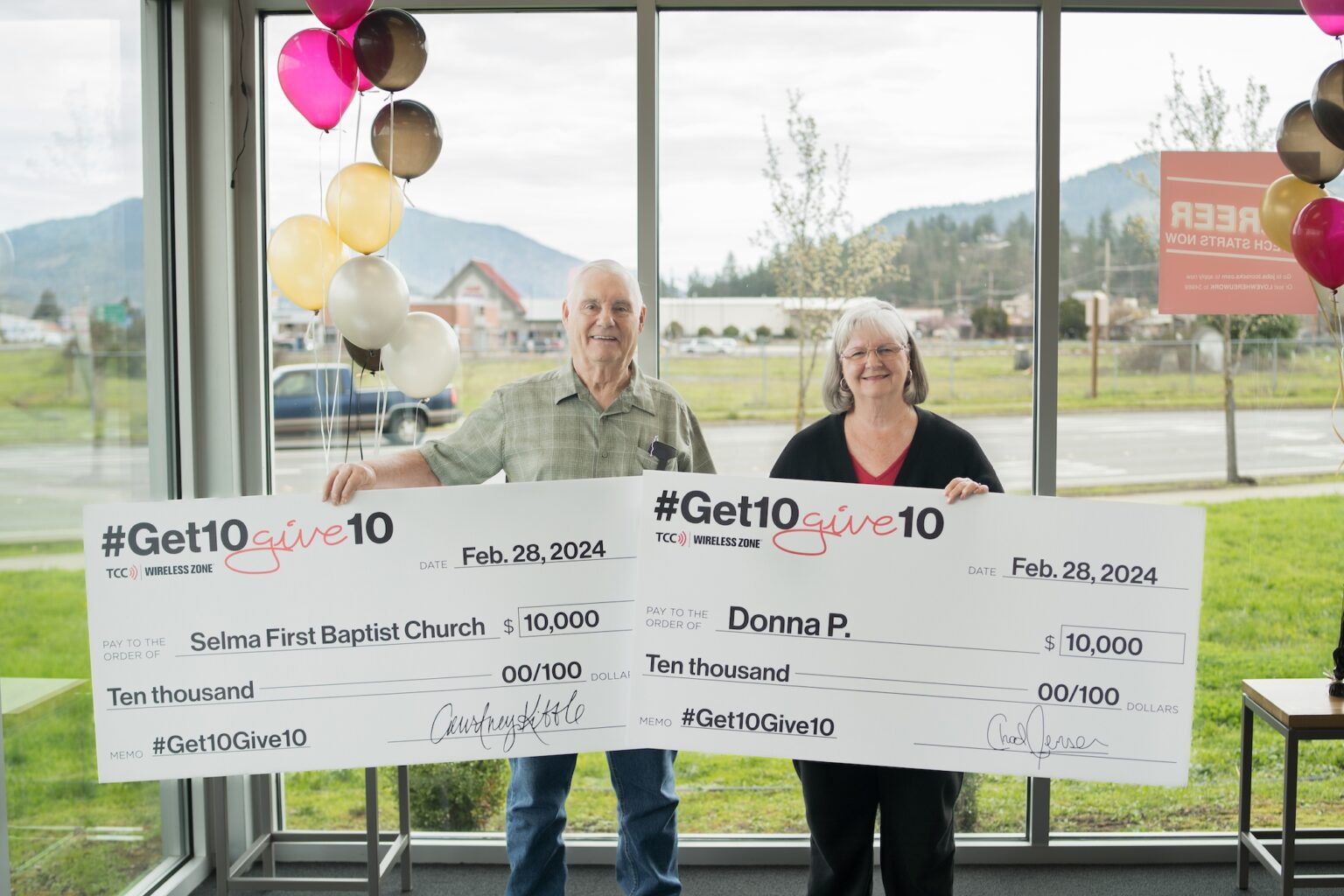 Meet Donna, Our Get10Give10 Winner - Wireless Zone®